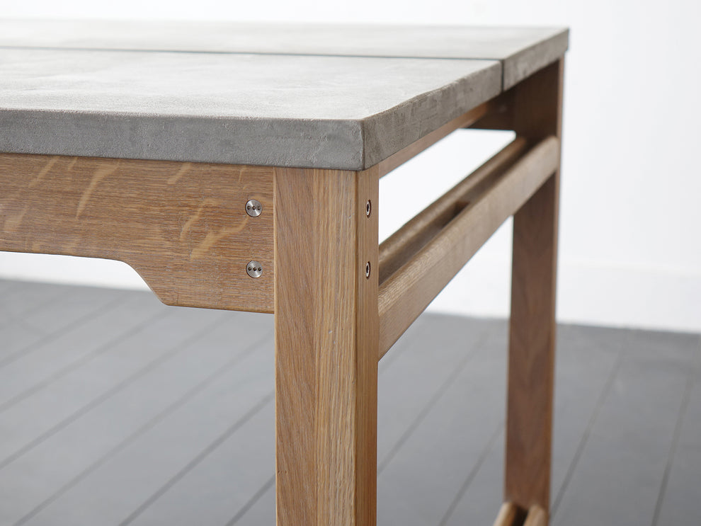 Model.42Dining Table / Veronica Furniture